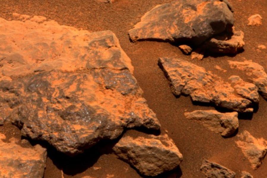 Rock stars on Mars: Students look for life on big red planet ...